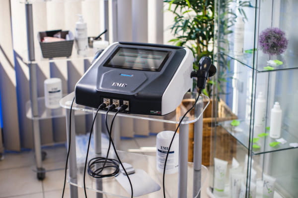 EME HR TEK SP - Hochleistungs Diathermie Gerät 250W