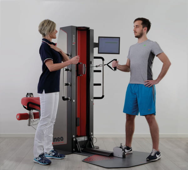 Kineo Multistation 7.0 – Krafttraining & Rehabilitation | Globus Italia